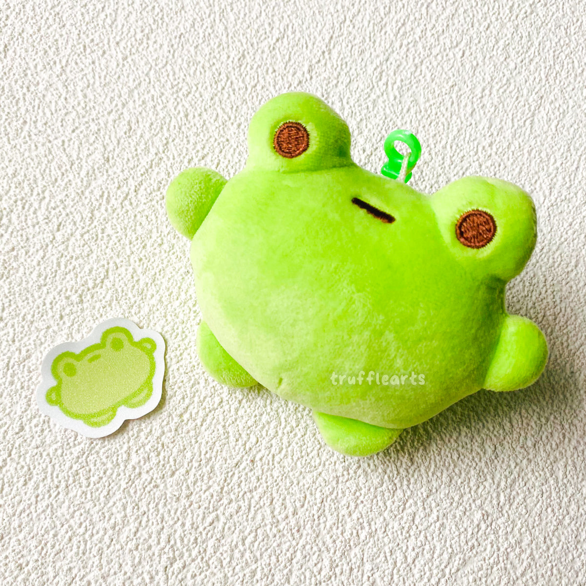 Wawa the Frog Keychain Plush – Truffle Arts